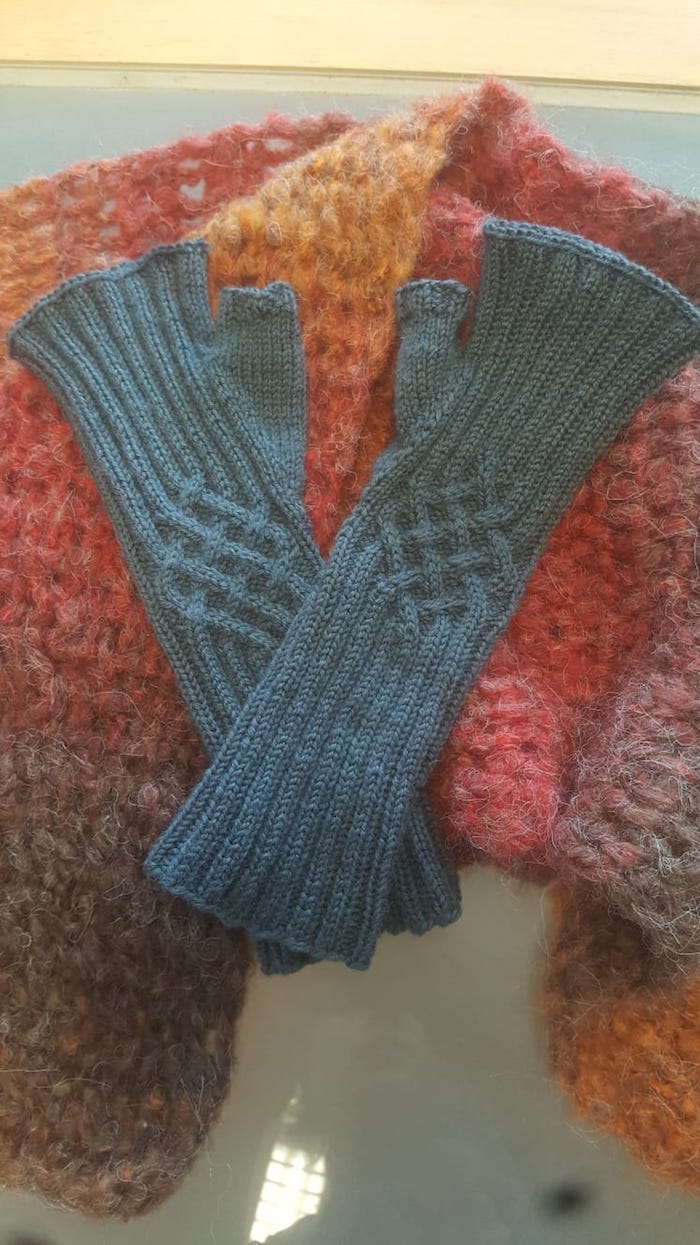 Handarbeit – EINFACH DA